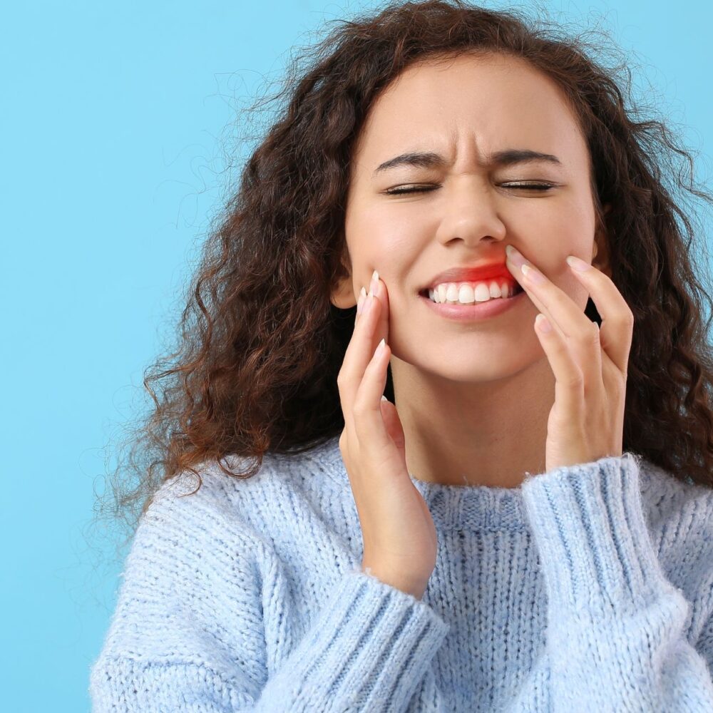 Caseum amigdalar: causas, síntomas y tratamiento | Dentinos